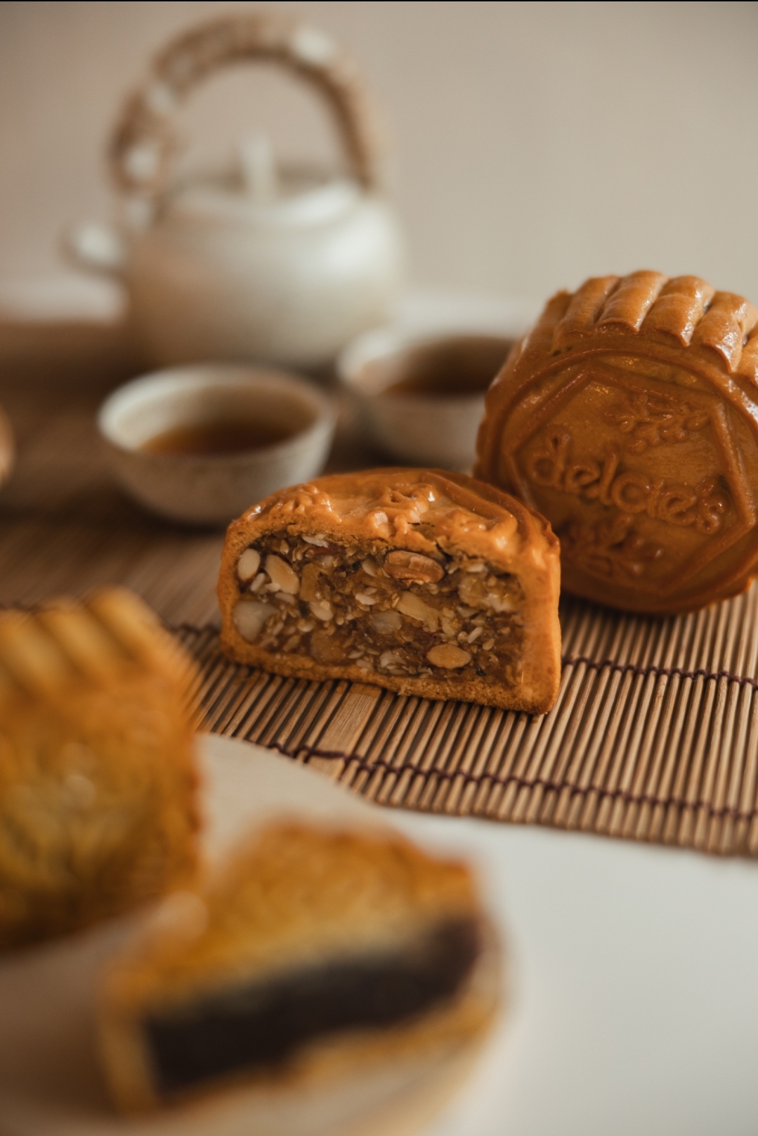 4pcs Premium Mixed Nuts Mooncake (eggless, dairy-free, cane-sugarfree ...